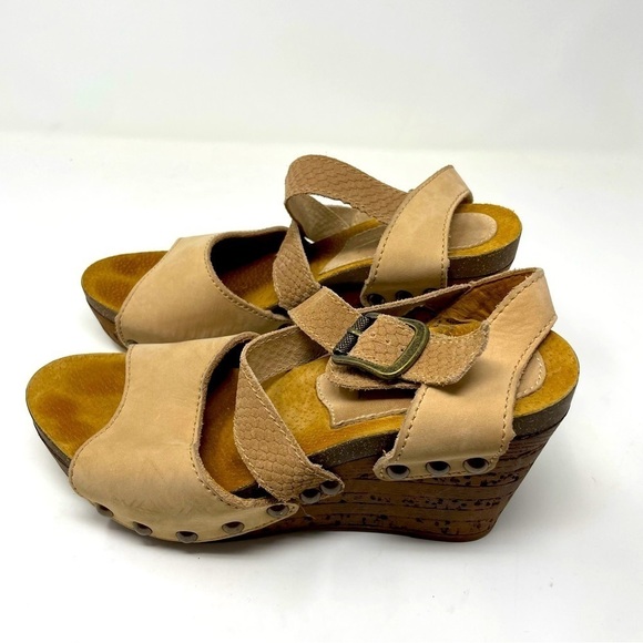 Sbicca | Shoes | Sbicca Shoes Sandals Heeled Vintage Look Studded ...
